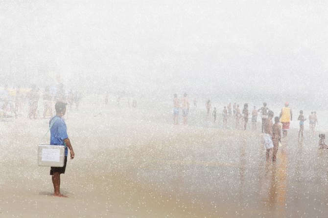 Let it snow in Brazil - Henrike Stahl Photography