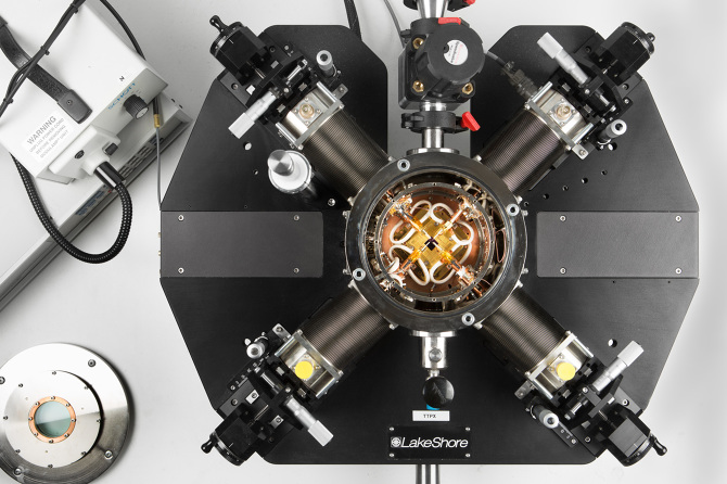 Nanocenter - Tilen Sepic Product Photography
