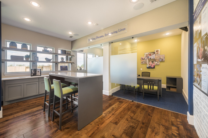 DWH Sales Office Displays - Anita W. Zhou | Brand Builder | Designer ...