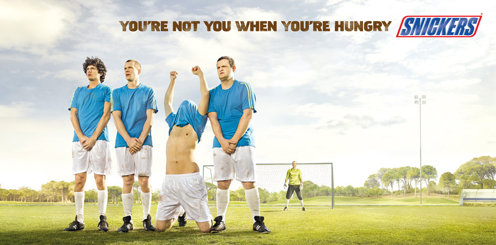 Snickers Outdoor Campaign - Kompot.com