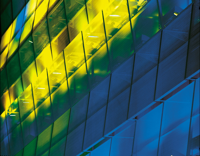 Kinetic Light Sculpture - Christian Moeller