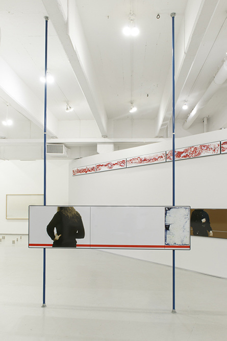 Jonathan Viner Gallery - Documentation - Work Julie N