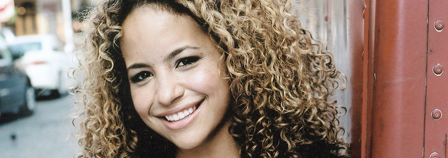 Alejandra Reyes | Stage and Screen Actress