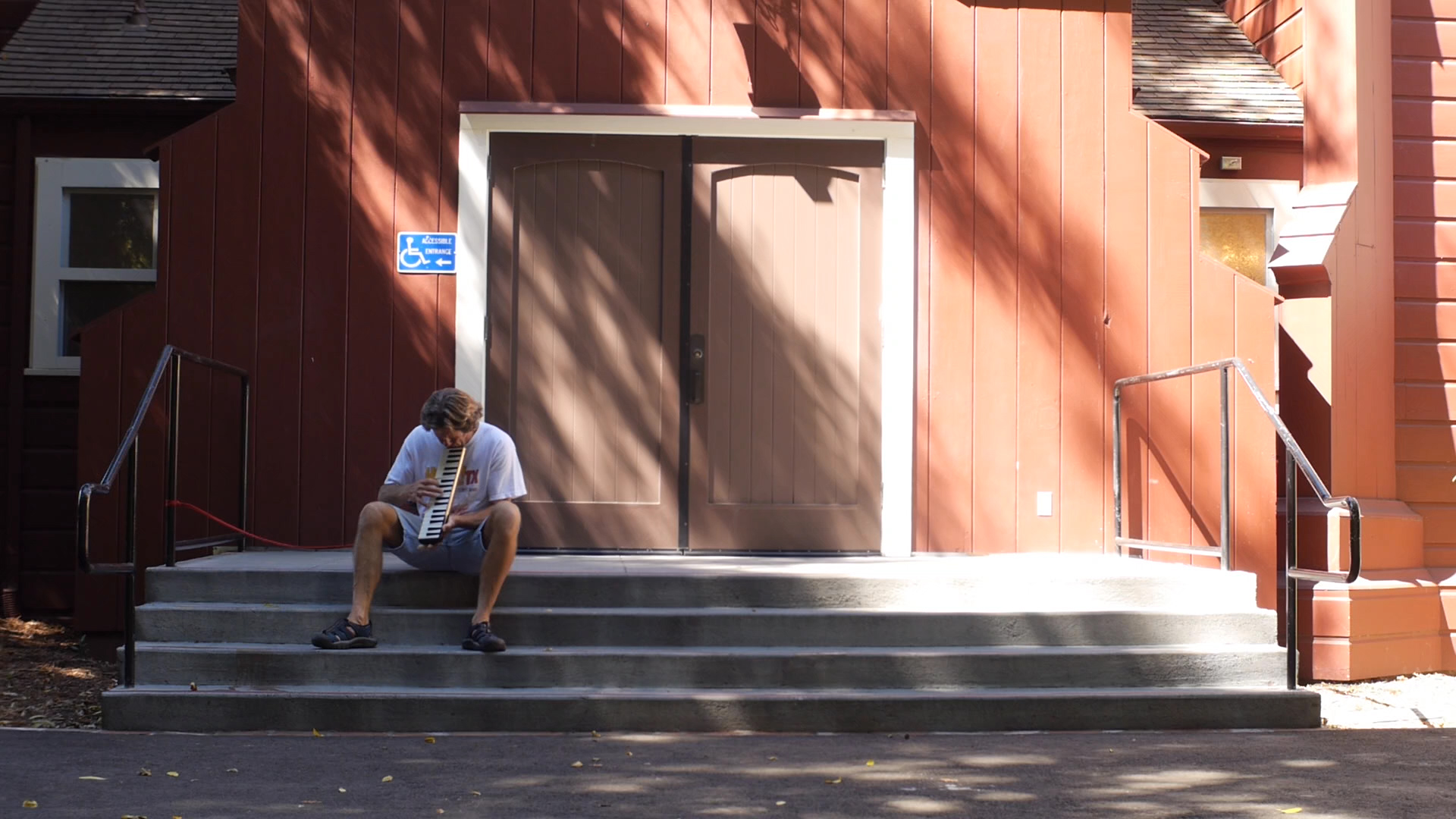 Church of One Tree - XHURCHES