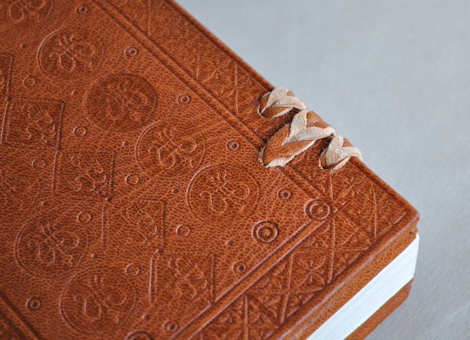 Historic Binding Models - Kate Barber