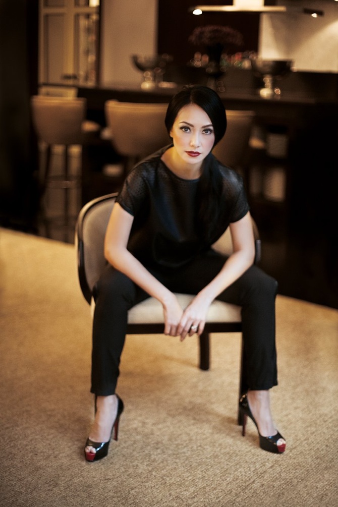 Susan Bachtiar - Fashion & Portrait Photographer | Meutia Ananda