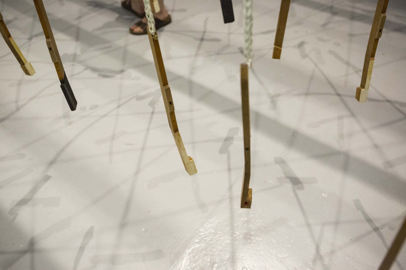 Pendulum Piano - o'_'o