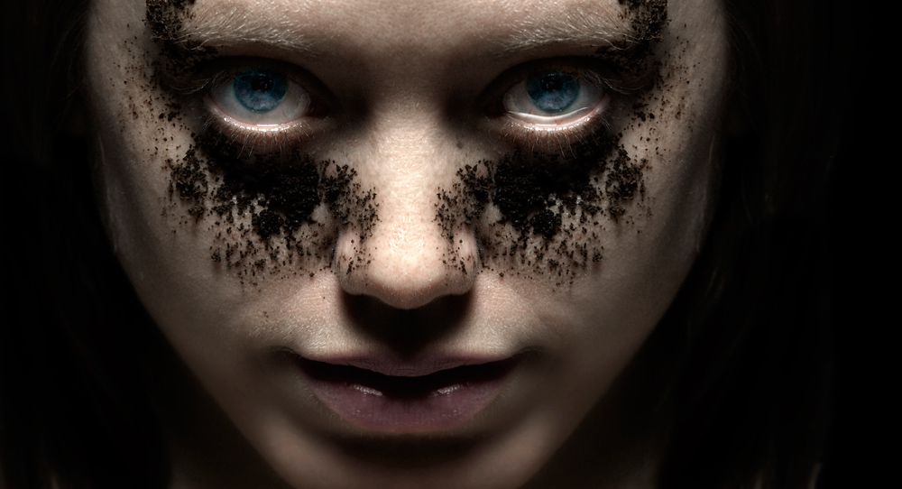 cgi - tears - very subtle 3d generated tear drop / (by michel ...