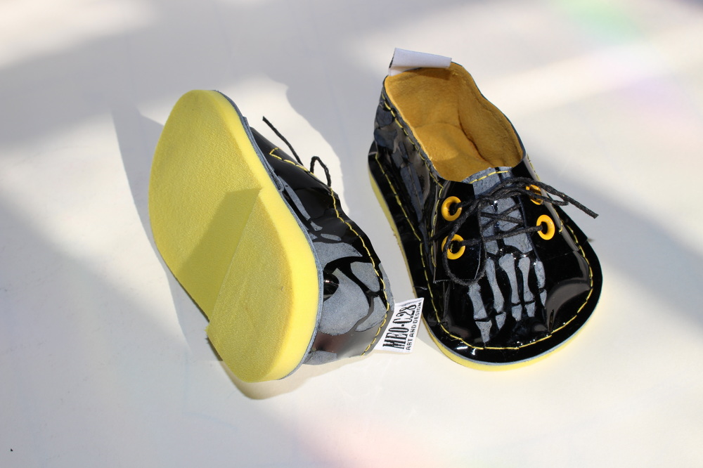 Wearable Art- Shoes - MEO-C.28