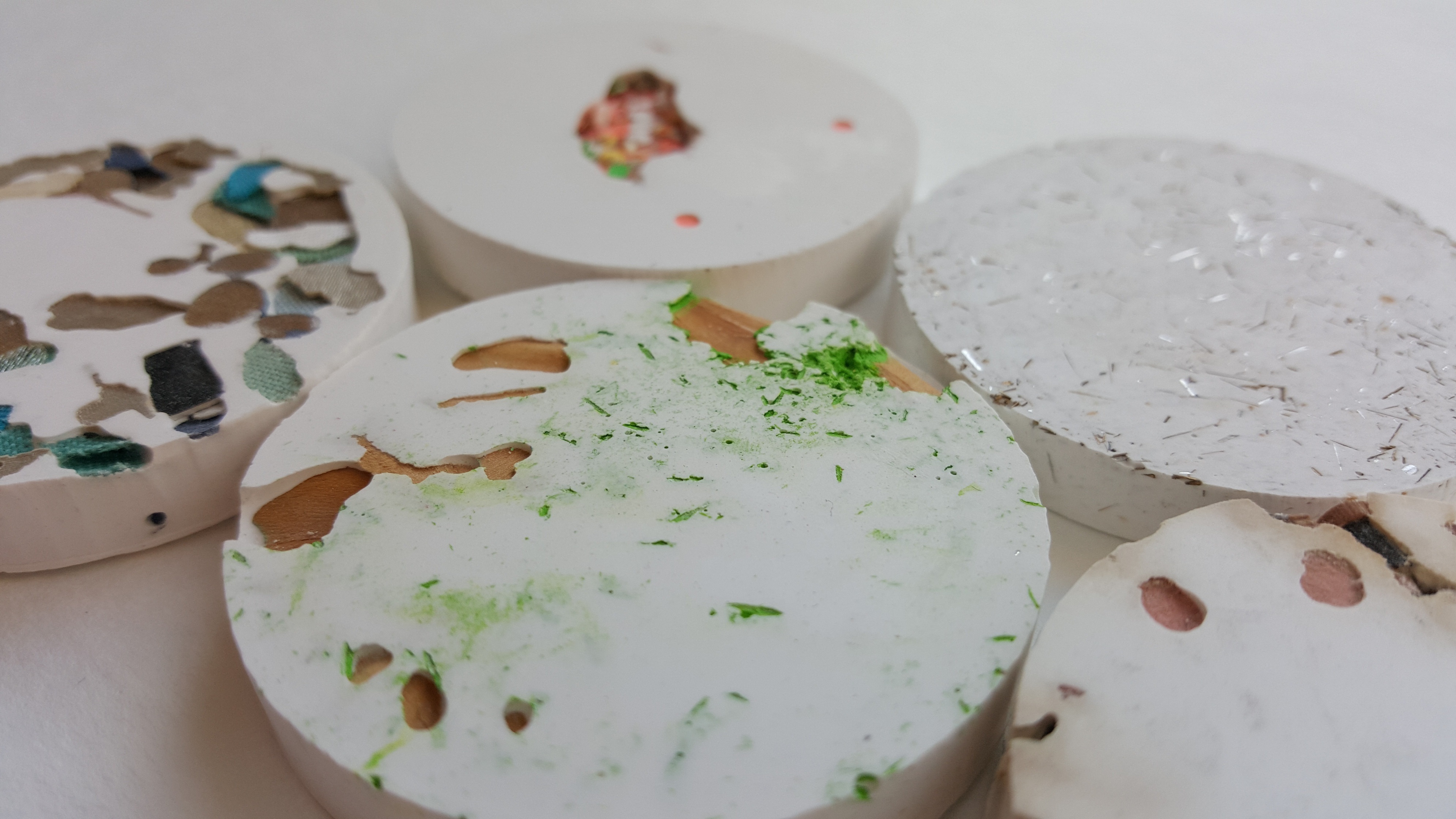 Casting/experimenting - Erga Design