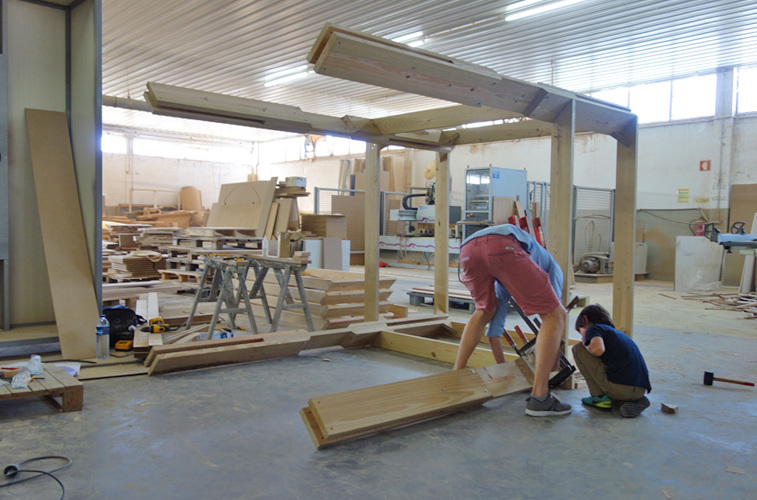 Automatic Music Machine - Stereotank