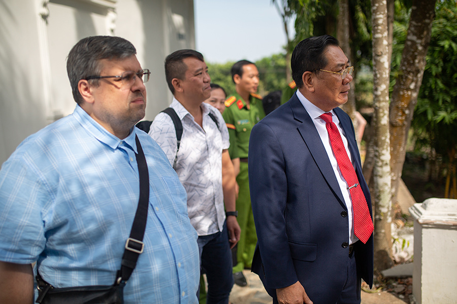 Thu Duc Prison - Chris Humphrey