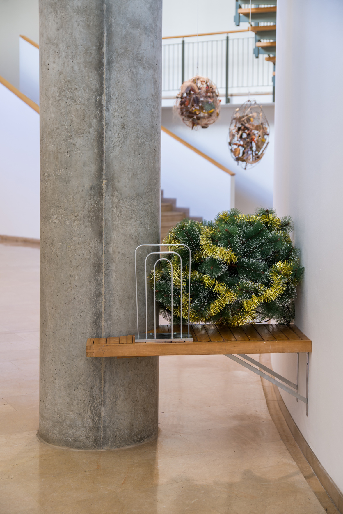 Column Bench - Roy Menachem Markovich