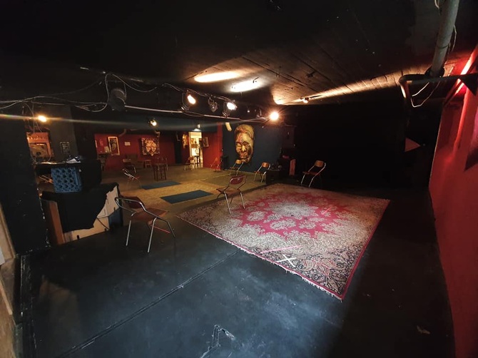Stage room to rent for rehearsals and trainings - Artistania
