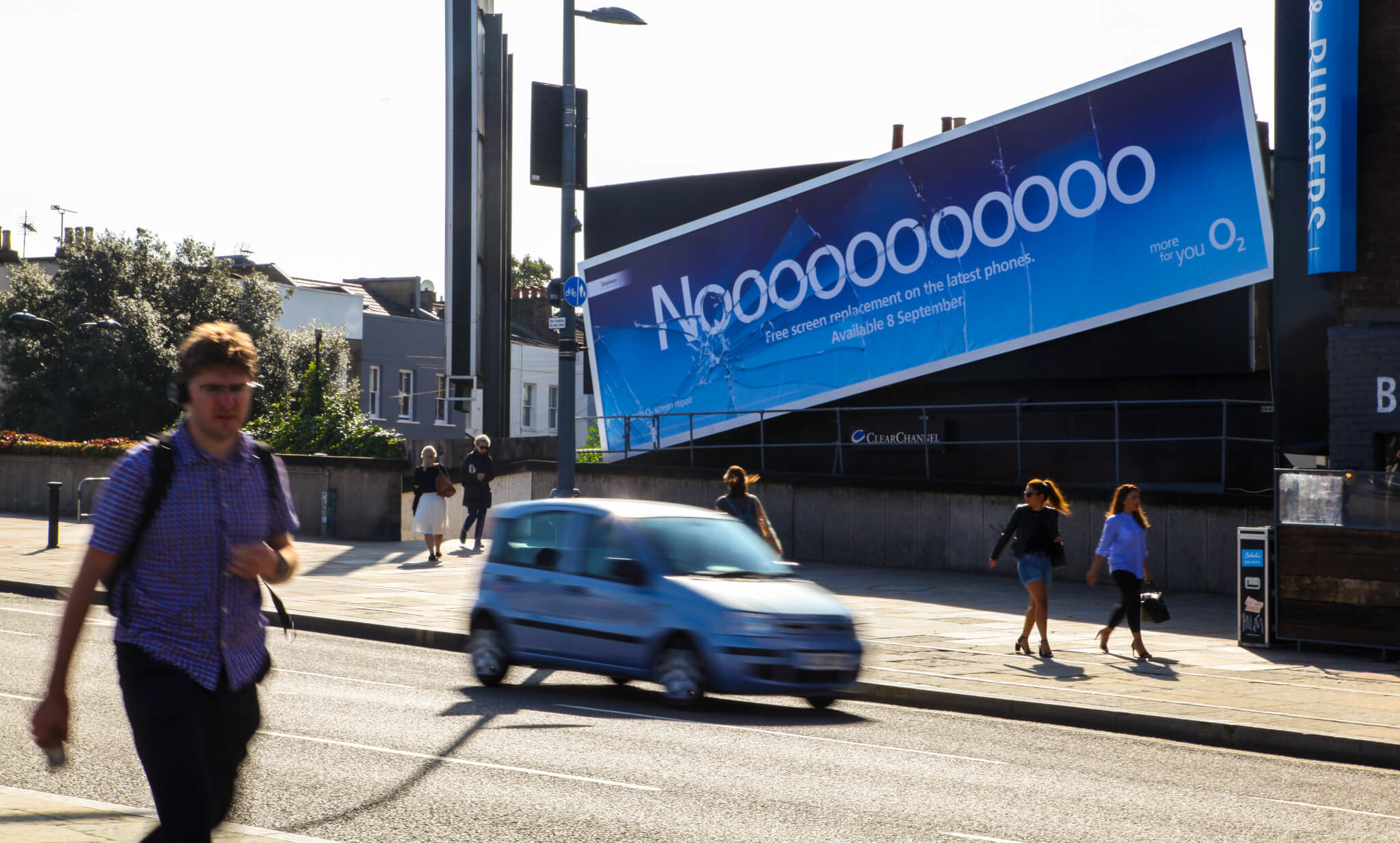 O2 - Tilted Billboard - Susannah Thomas' Portfolio