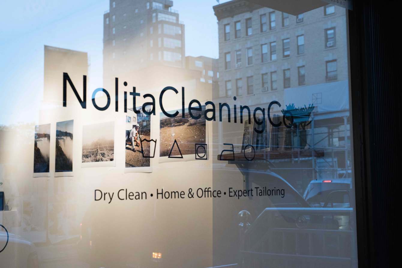 Never Going Home - Ed. Varie