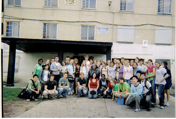 Ghetto Bus Tours (Project) - jthomaspallas.com