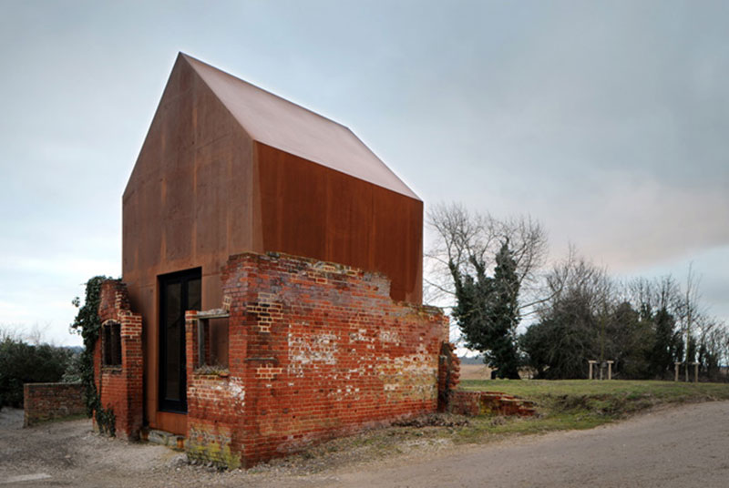 Small Structures: Dovecote Studio - The Brushwood