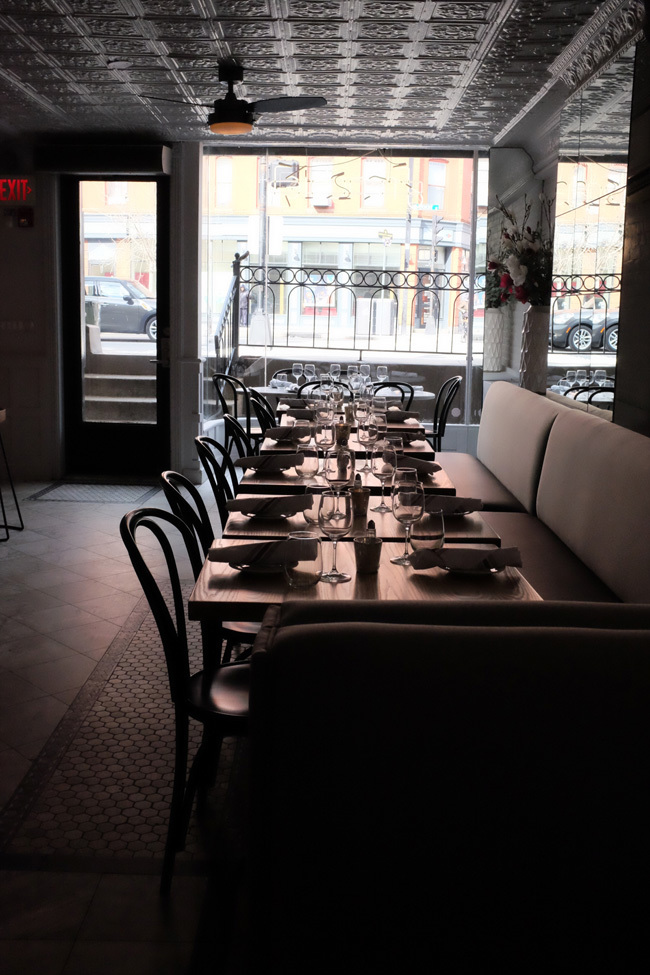 Frenchie restaurant, Boston - descombes & thieulin