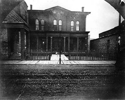Jane Addams and the Hull-House - Mock Box