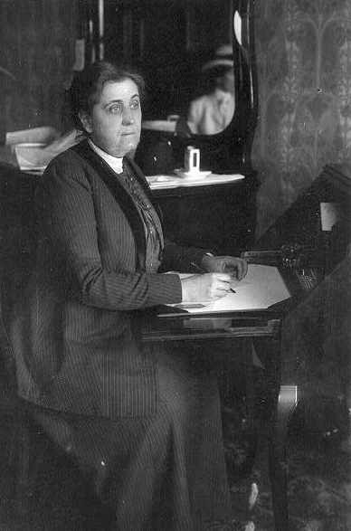 Jane Addams and the Hull-House - Mock Box