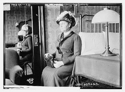 Jane Addams and the Hull-House - Mock Box