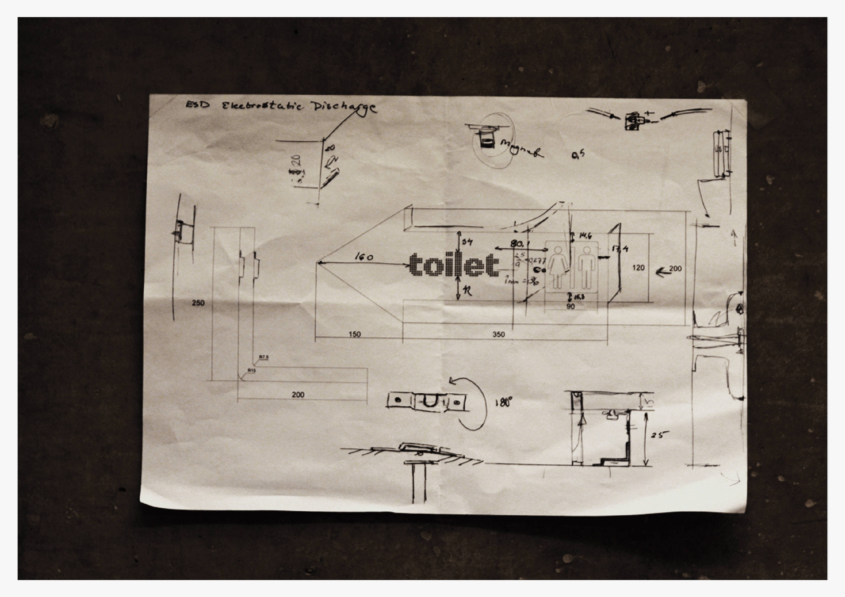 The Arrow Sign - Industrial Design Portfolio of Jade Olsson