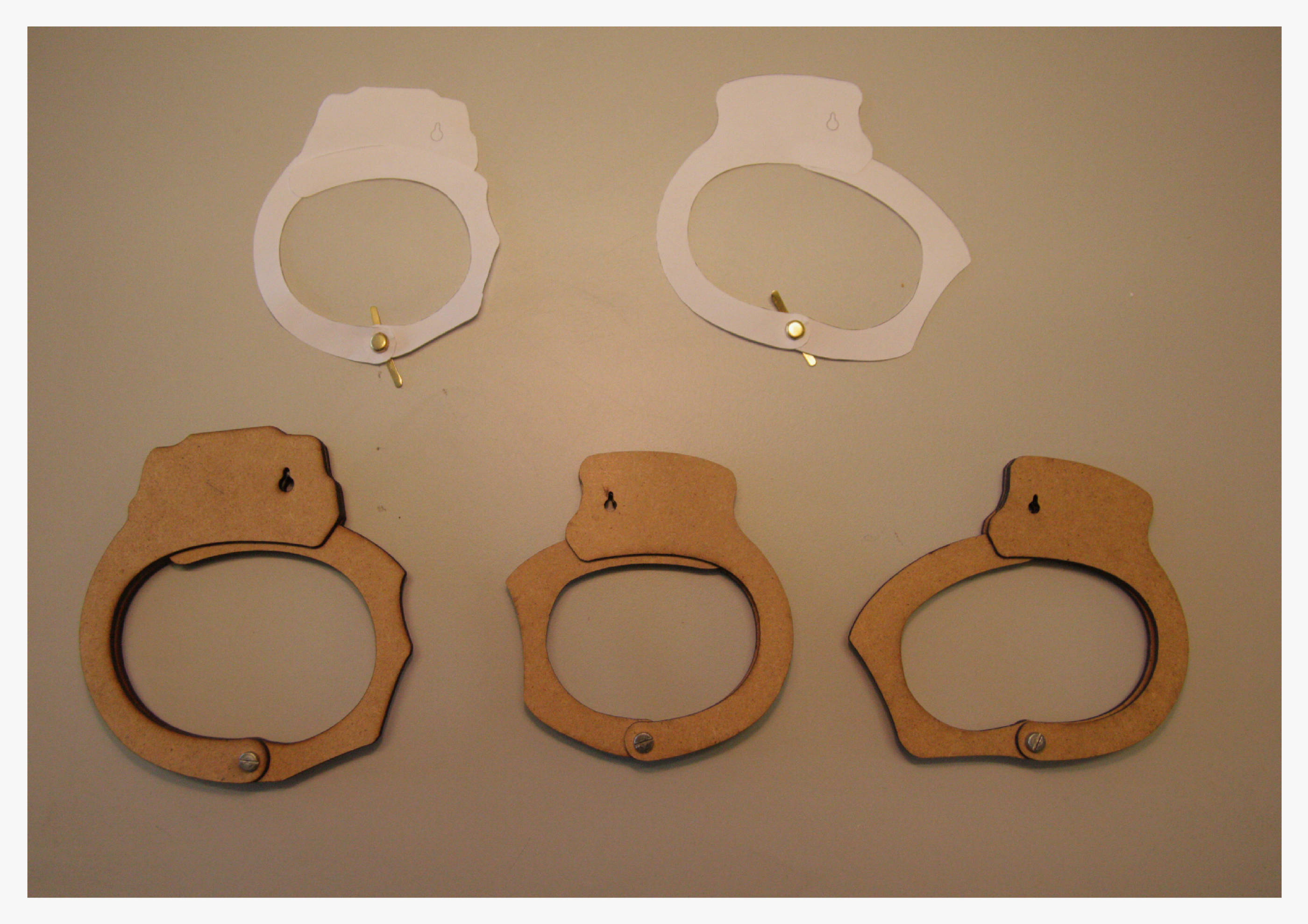 Updating Handcuffs - Industrial Design Portfolio of Jade Olsson