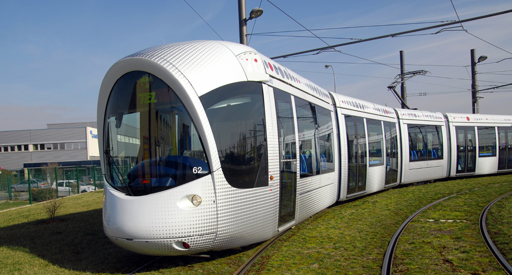 Habillage Tramway T4 | Lyon - Amélie Cordier