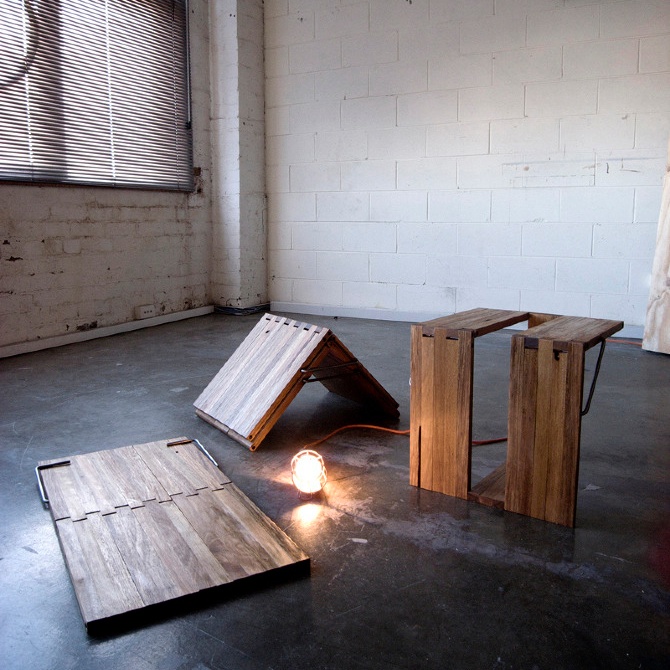 Foldable Stool - Ernest Studio