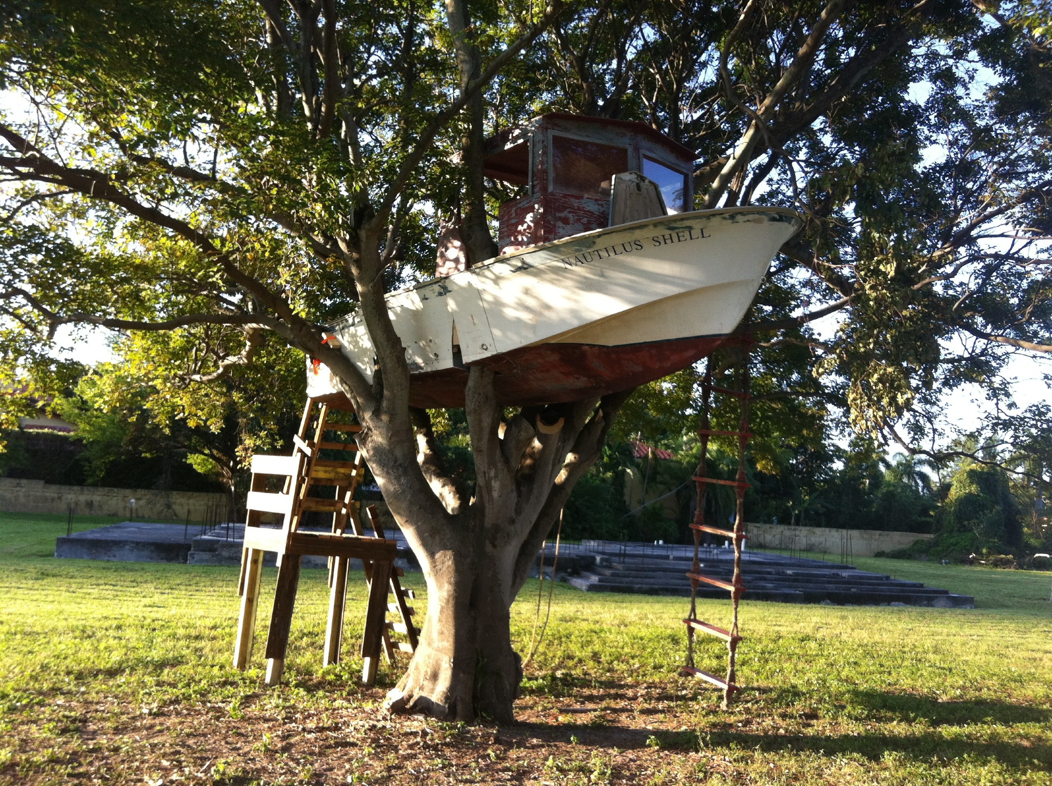Boat Treehouse - Proposition Inc
