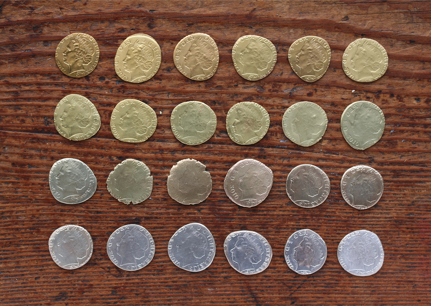 24 CARATS OF GOLD - Lin Cheung