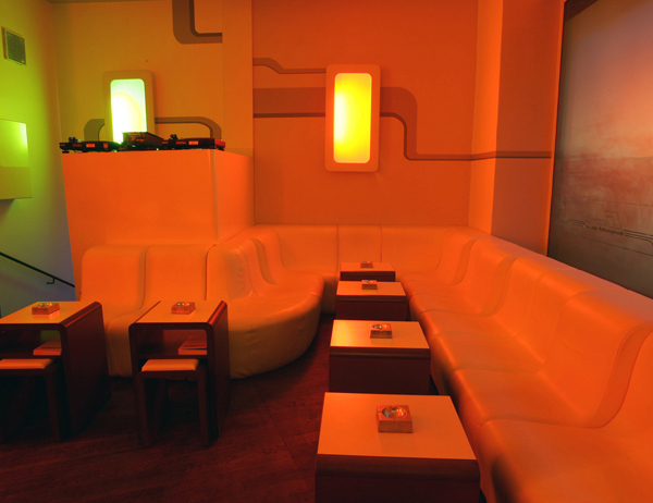 Interiour Art & Design - Jadore Tong