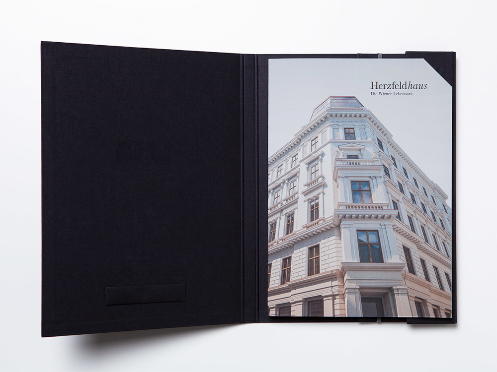 1010. Herzfeldhaus - Doris Lang