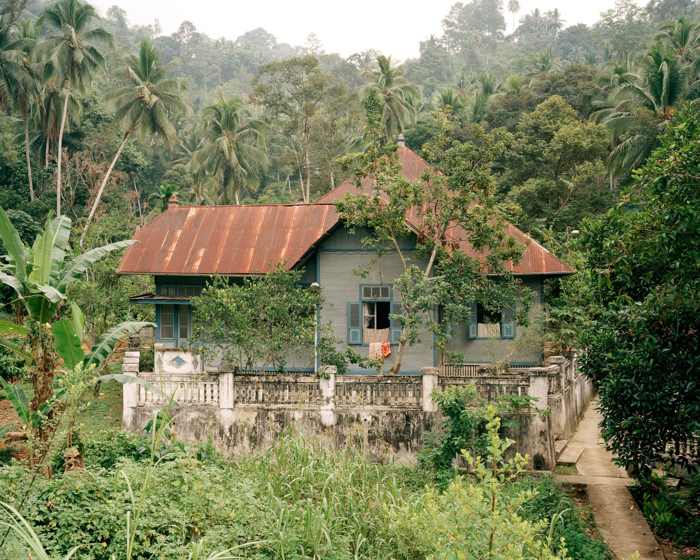 Indonesian Vernacular Architecture - itinerantphoto