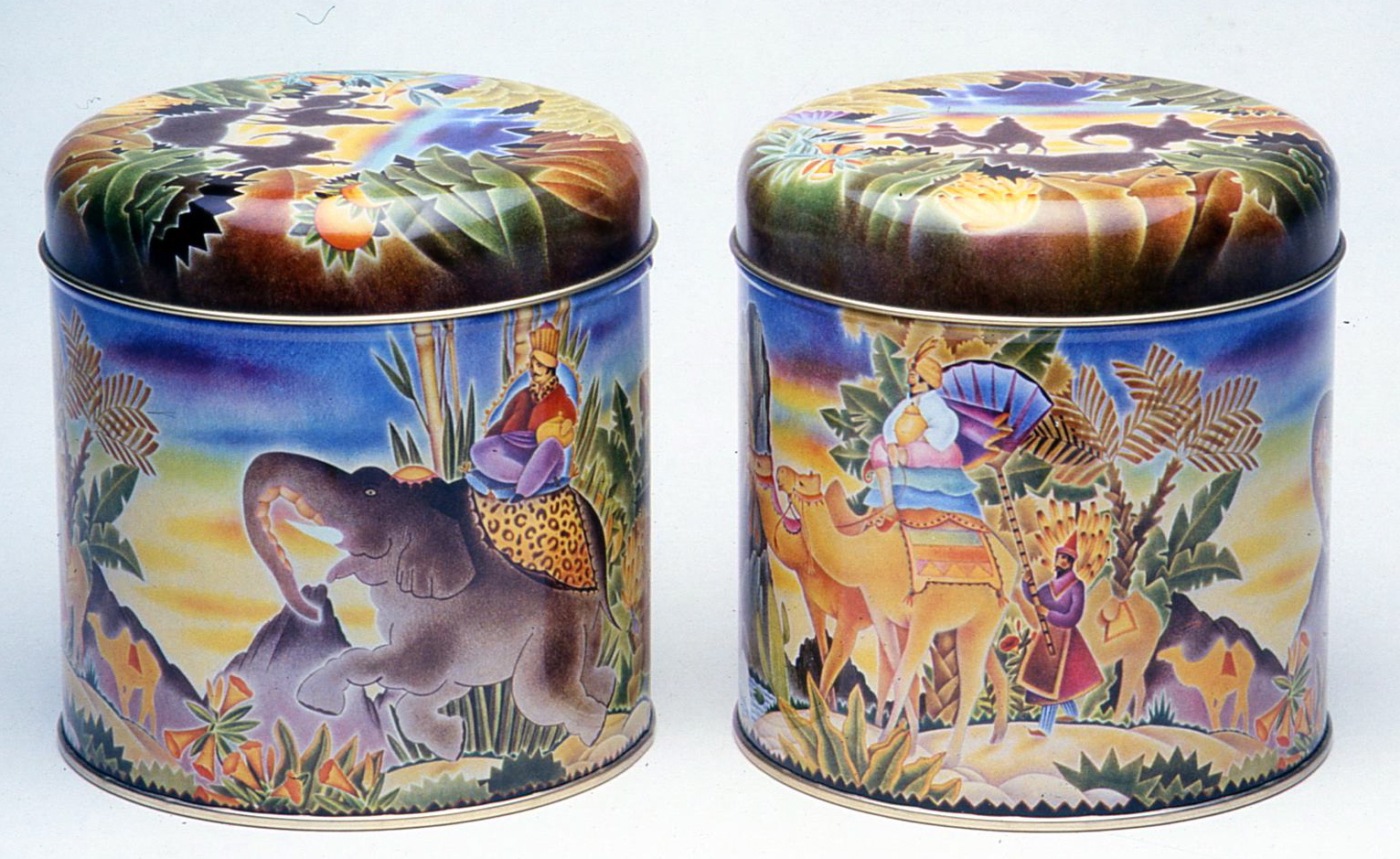 Christmas Tins - ian-logan-design-tins