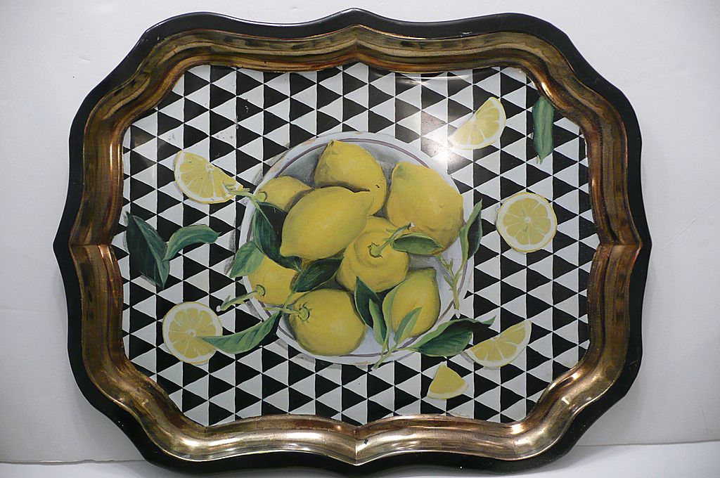 Large tin tray painted by Mimi Roberts - ian-logan-design-tins