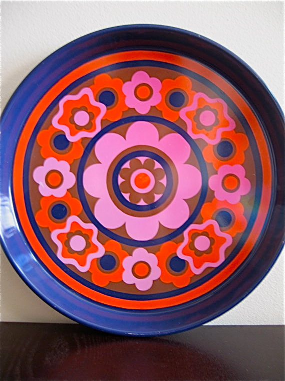 Lollipop Tray - ian-logan-design-tins