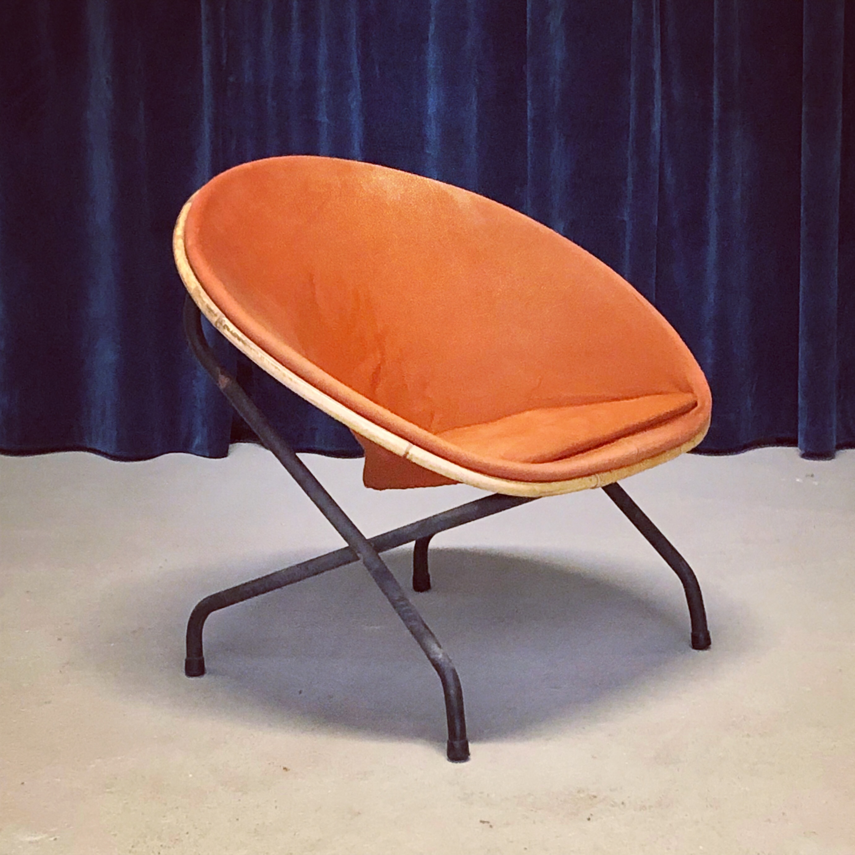 Actuellement disponible - Jean-Baptiste Bouvier