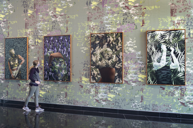 Divergences - Joiri Minaya